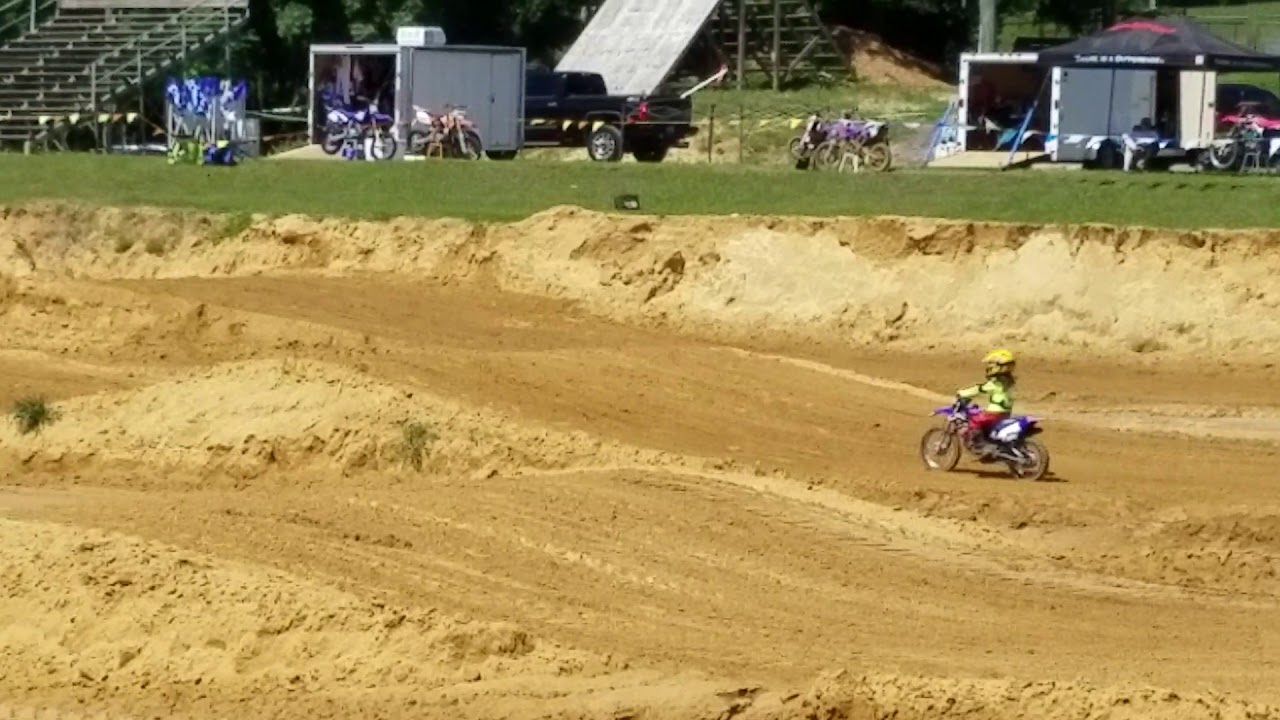 Chloe's first attempt at Dade City Raceway official MX track - YouTube