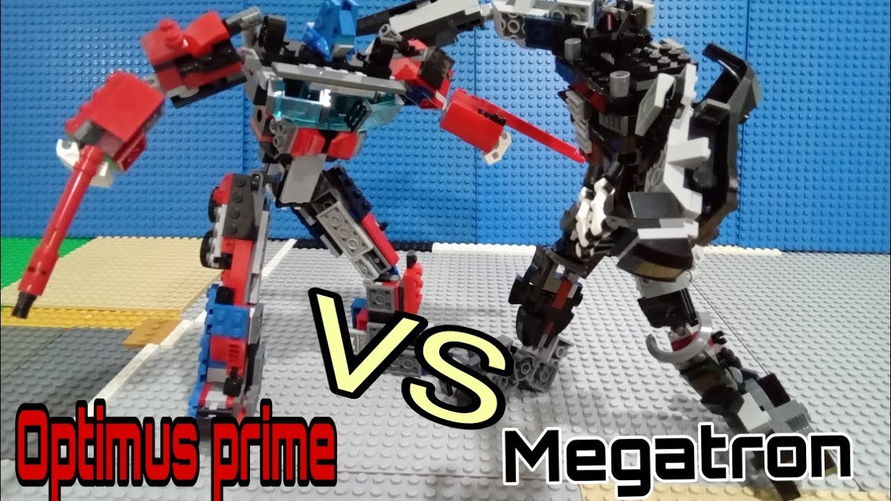 LEGO OPTIMUS PRIME VS MEGATRON - YouTube