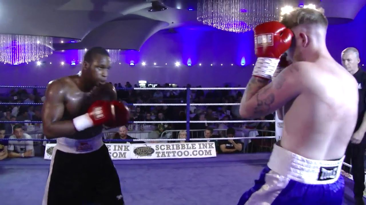IBA Boxing Reece Porter v Kevin Zillion City Pavilion - YouTube