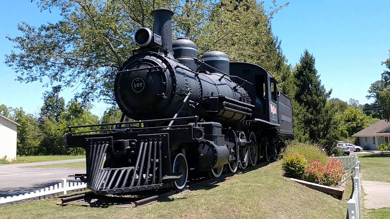 Dollywood Express Steam Locomotives #70, #192 & #107 (2-8-0) - YouTube