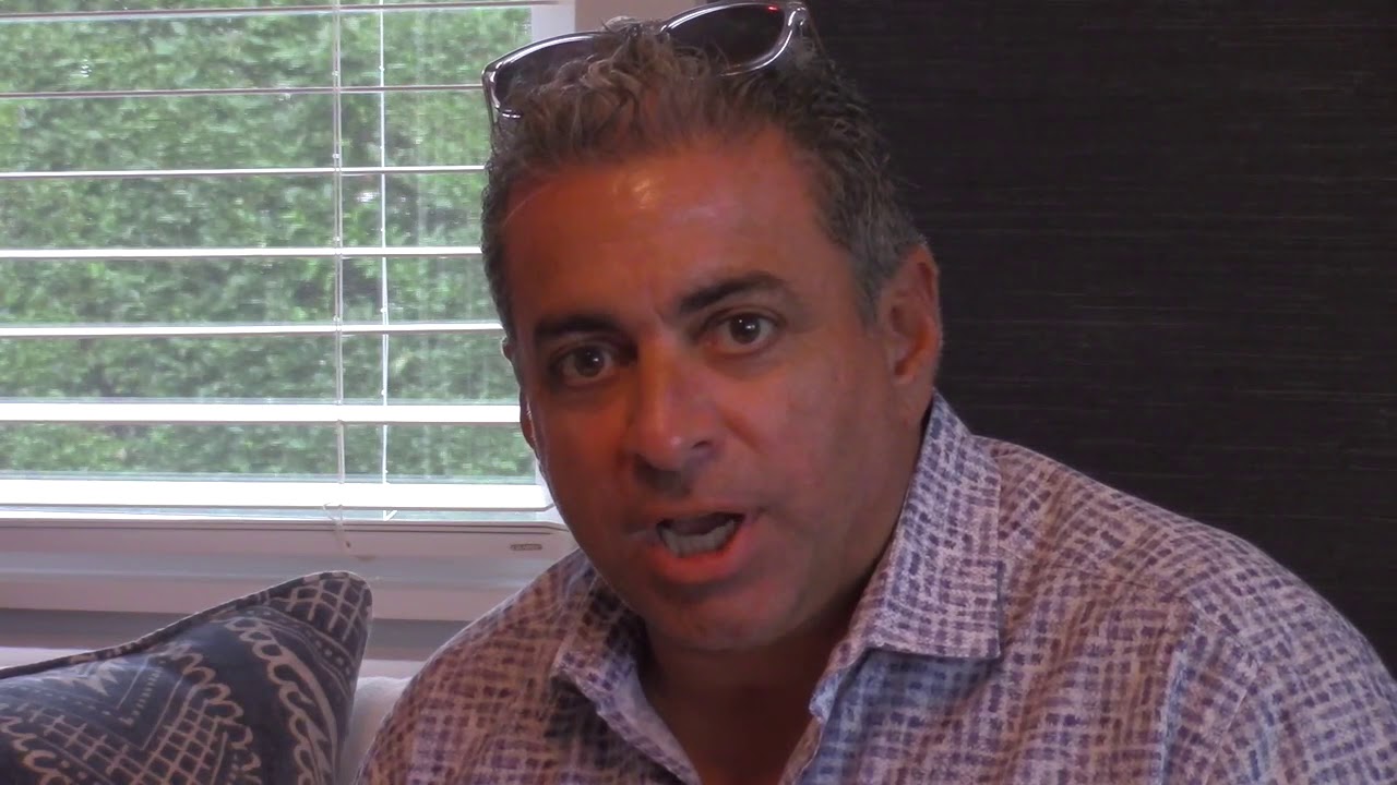 LEGENDS First Look with Sammy Catton - YouTube