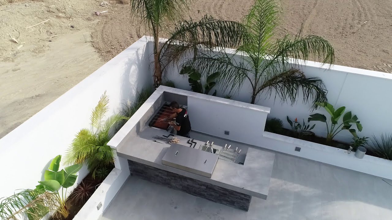 Built-In BBQ - Grill - Foukou! Rotisserie charcoal barbecue - YouTube