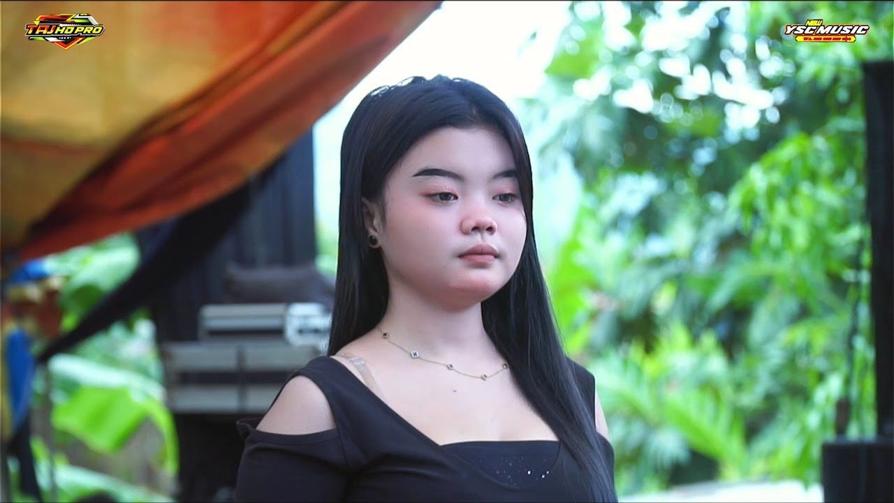ANGIN // DEVI AGUSTIN // YSC MUSIC - YouTube