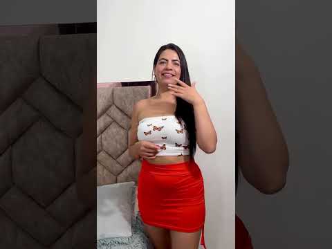 Aquí disfrutando del regalo de mi tía