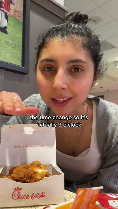 EAT CHICK-FIL-A WITH ME 💕 #food #shorts #girls #fastfood #fearfoods - YouTube