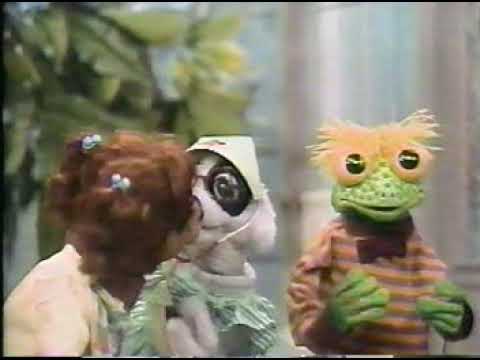 UTUT - Best Friends - YouTube