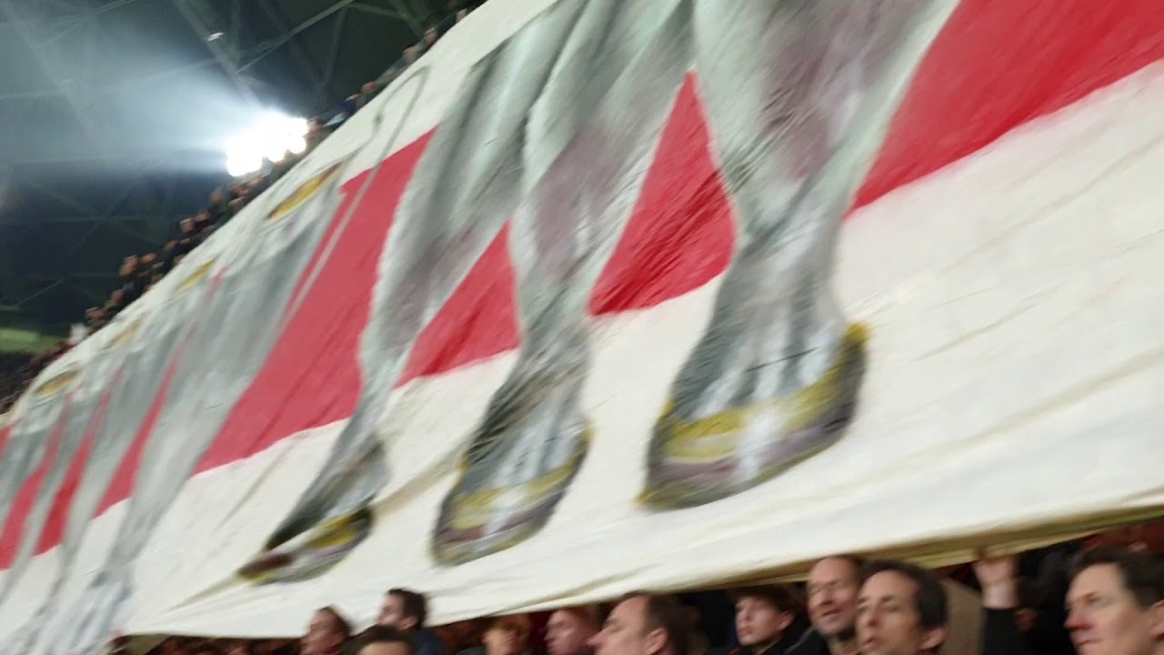 AJAX - Getafe FC 27-02-2020 F-SIDE Spandoek - YouTube
