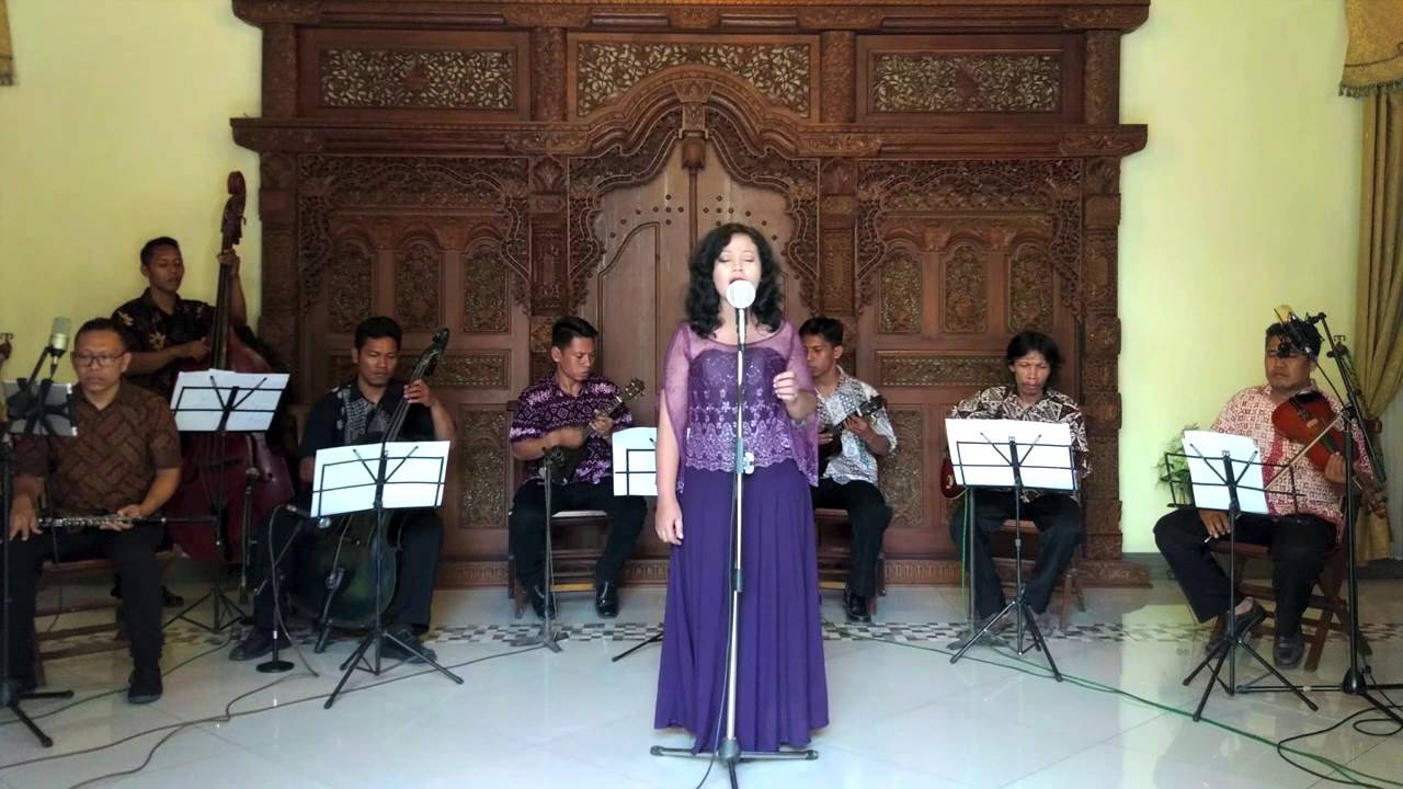 Medley Gesang-Dony Koeswinarno & Keroncong Indonesiaku - YouTube