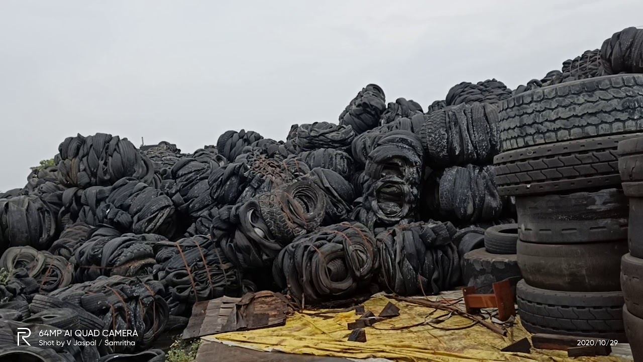Why Do Boats Or Ferries Have Tyres Hung Around Their Sides Huge Tyre why-do-boats-or-ferries-have-tyres-hung-around-their-sides-huge-tyre