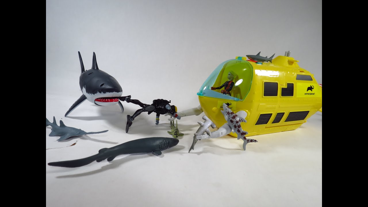 Animal Planet - Deep Sea Shark Rescue Submarine - 4 inch action figure ...