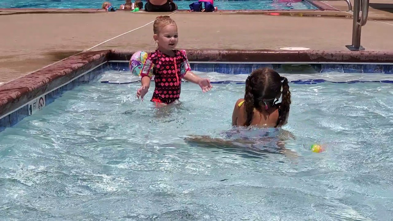 Gia and her new friend Jacqueline pool summer 2020 - YouTube