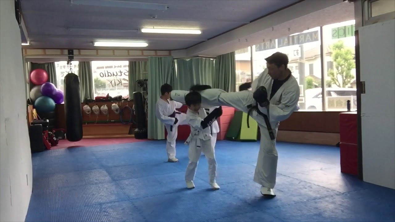 Kudo kids class - YouTube