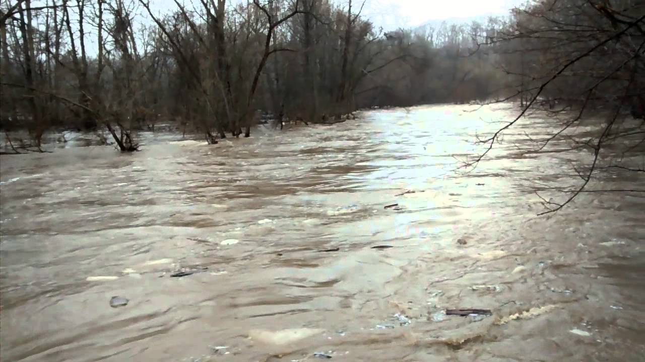 Vermilion river vermilion ohio - YouTube