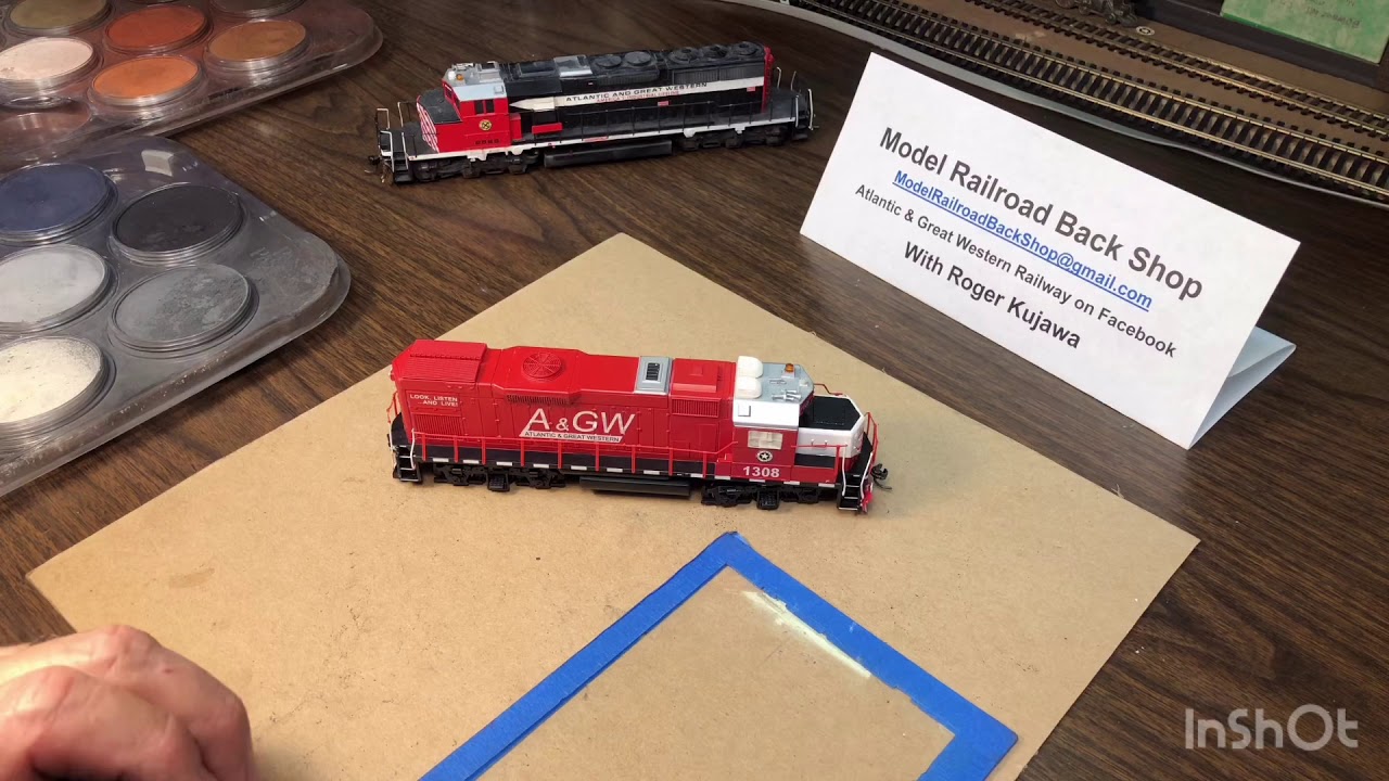 5. Basic model railroad locomotive weathering with Pan Pastels with ...