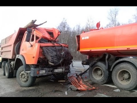 Best truck crashes, truck accident compilation 2014 Part 4 - YouTube