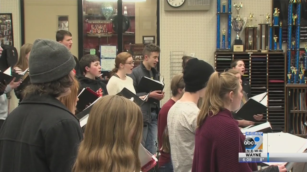Local High Schools choirs warm up for 2019 Iowa Choral Showcase - YouTube