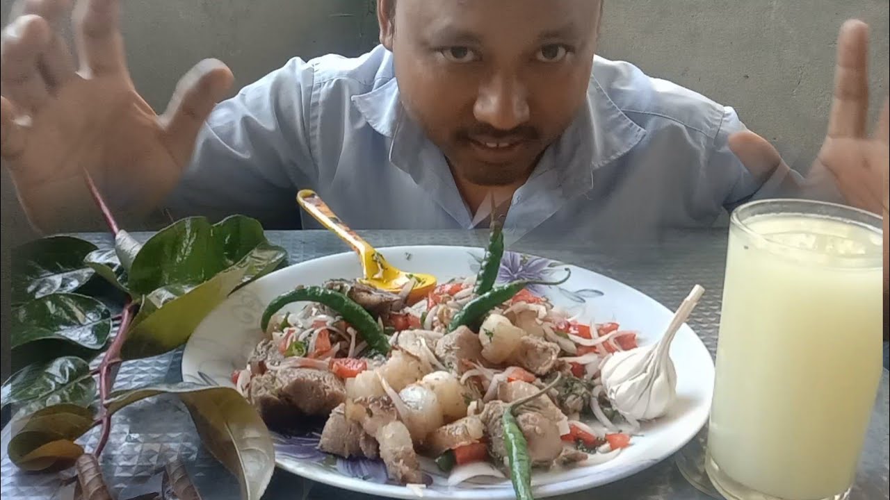 Eating Pork Salad Recipe With Rice Beer 🍻 And Mejenga Leaf 🍀 || - YouTube