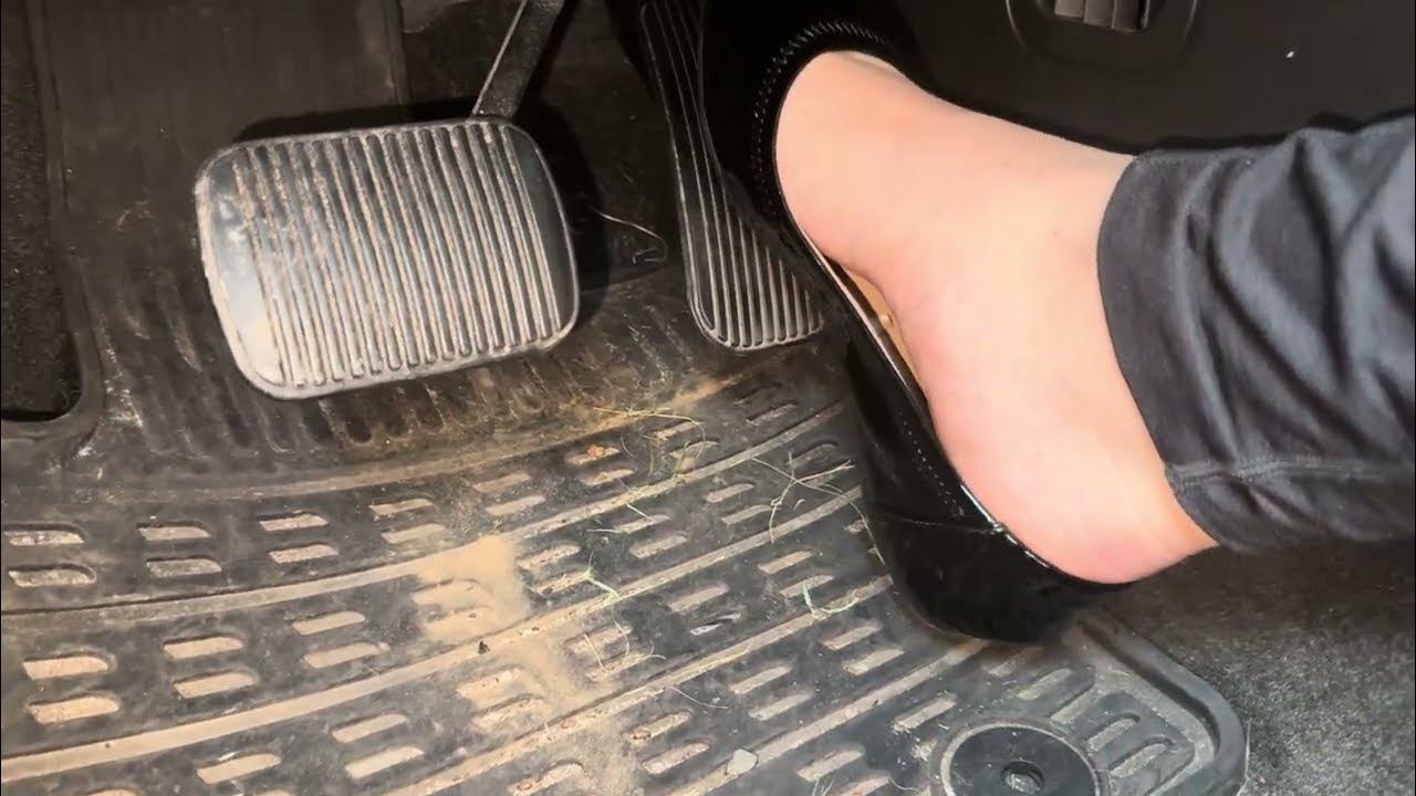 Pedal Pumping ASMR Black Flats - YouTube