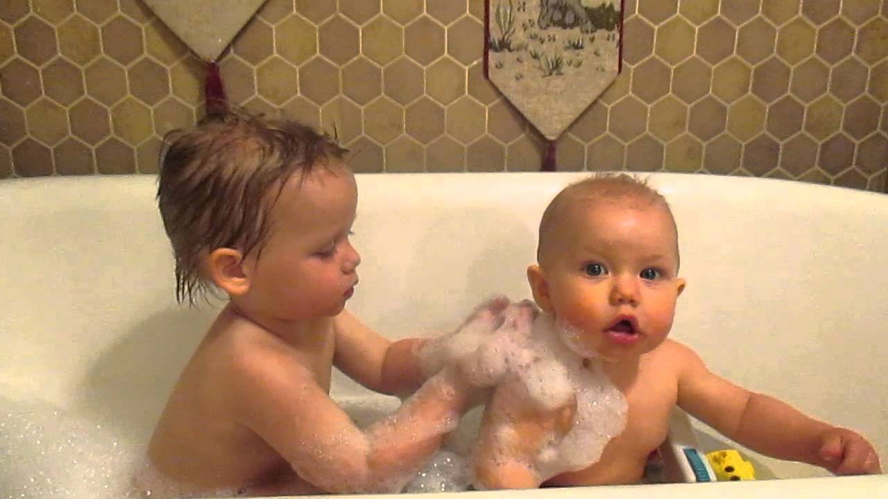 Bath Time Buddies - YouTube