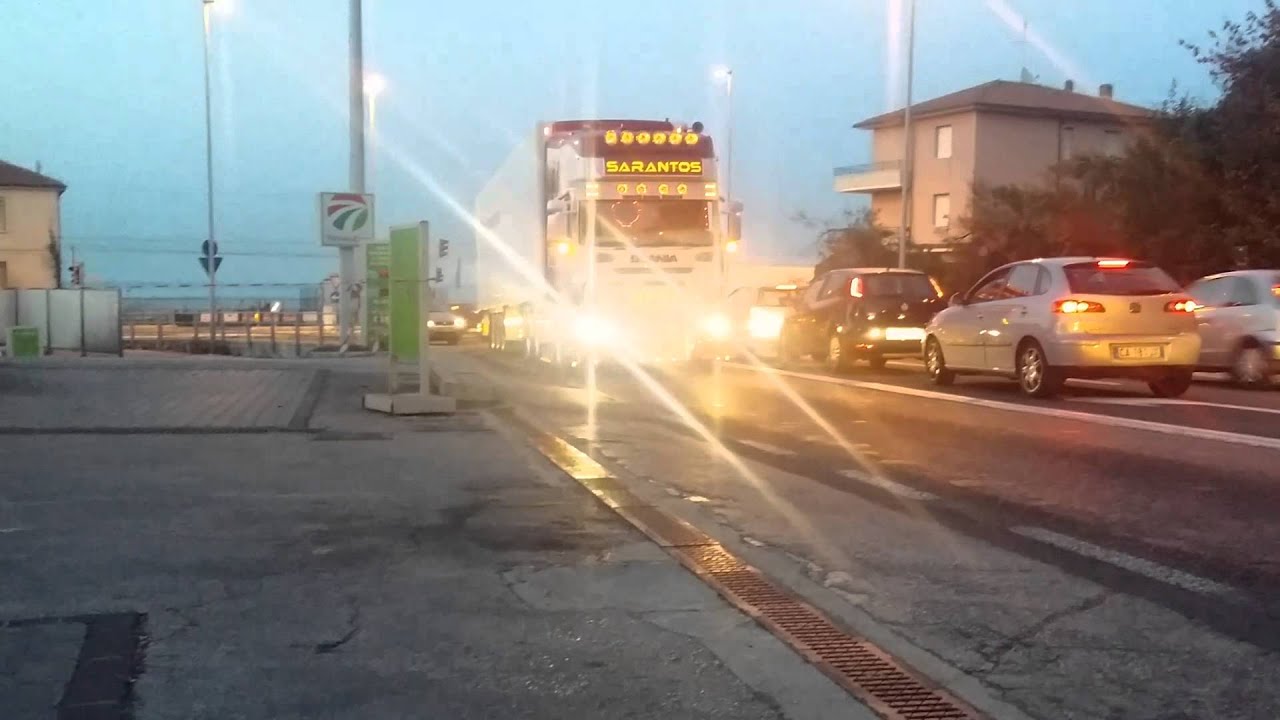 Scania Sarantos r999 - YouTube