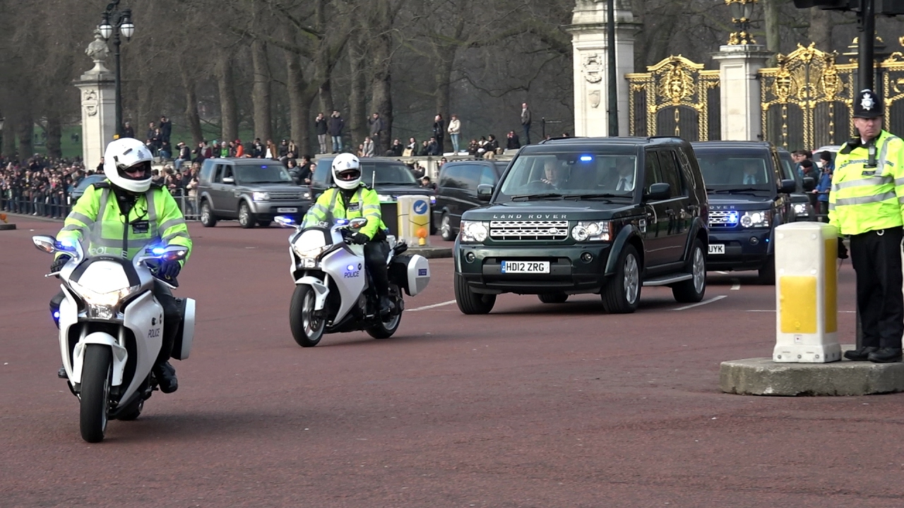 Benjamin Netanyahu Motorcade London - YouTube