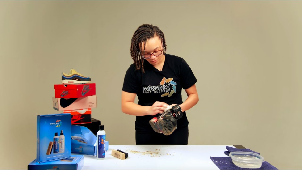 How To Use The Clean & Repel Kit: Nubuck// Jordan 6 Retro Black ...