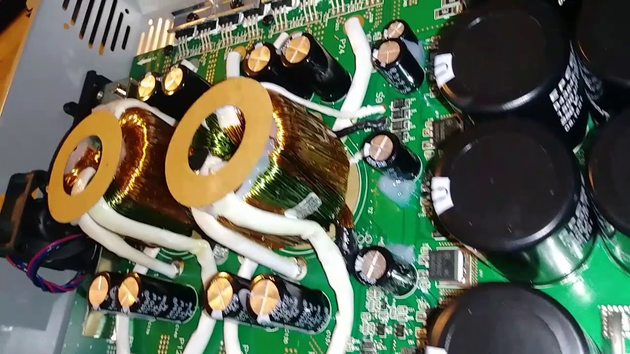 Stetsom EX8000EQ Amp Guts - YouTube