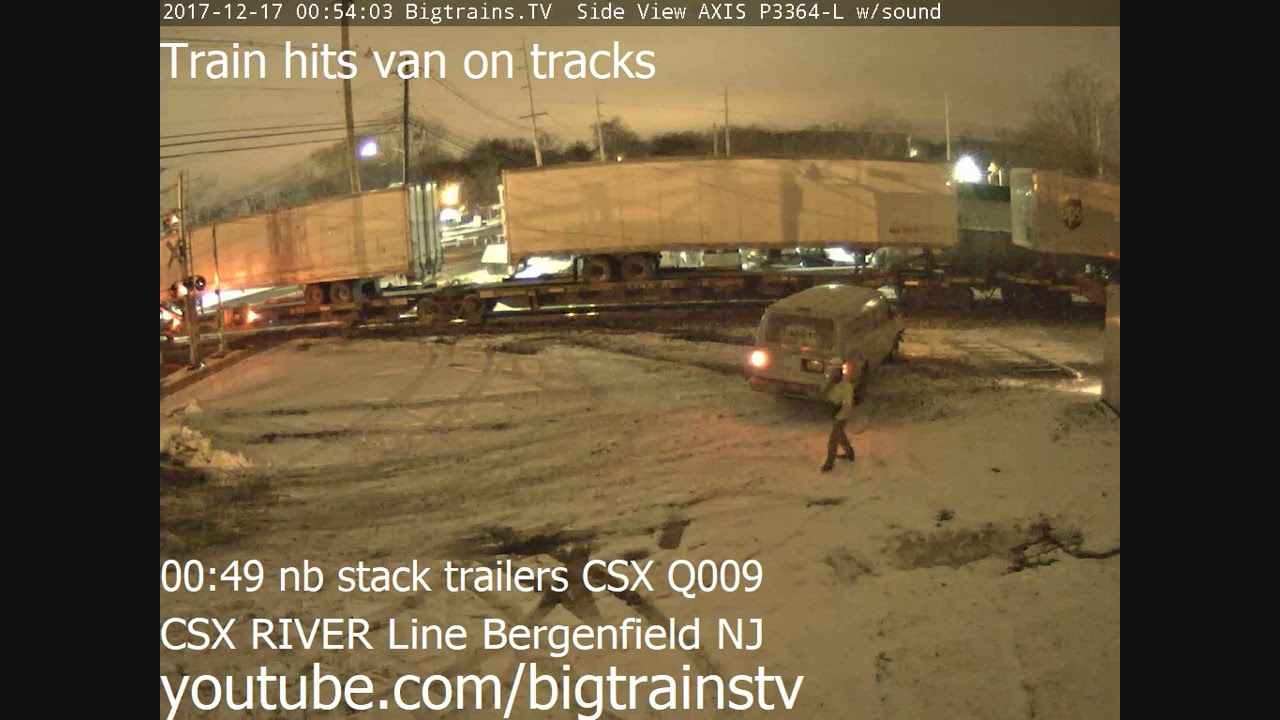 Q009 Hit Van on Tracks Sunday Dec 16 2017 - YouTube