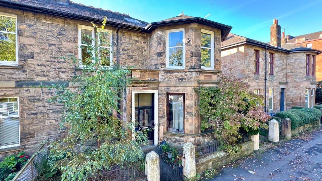 Linthouse. Charming traditional Top Floor Apartment - YouTube