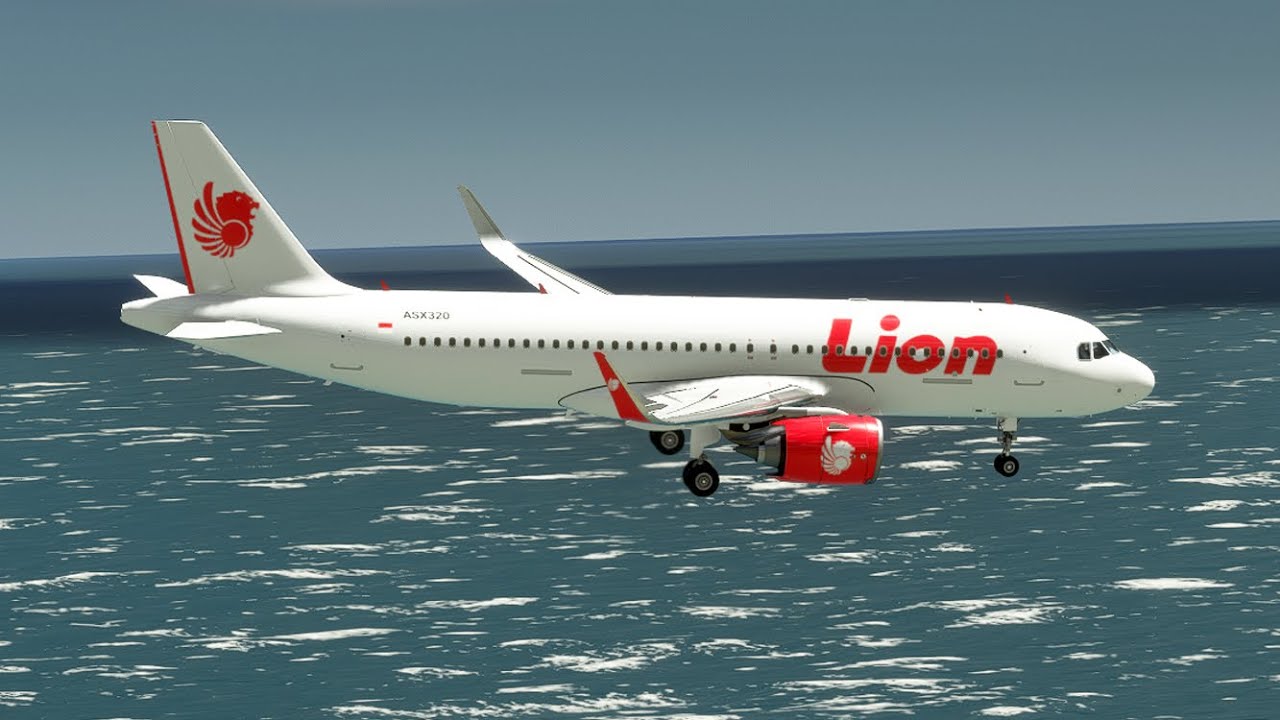 VERY LOW!! Lion Air A320 Dangerous Landing at Sydney New South Wales ...