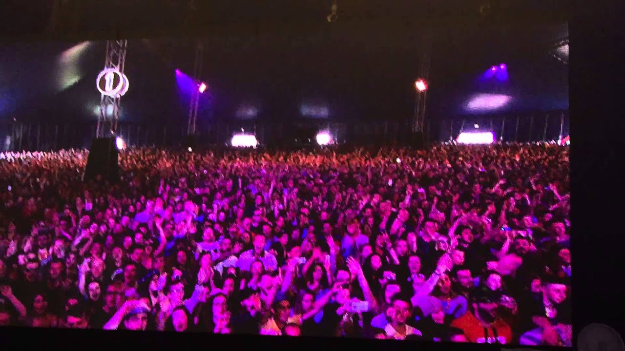 Snoop Dogg Live Radio 1 Big weekend Norwich 2015 Outro end of set - YouTube