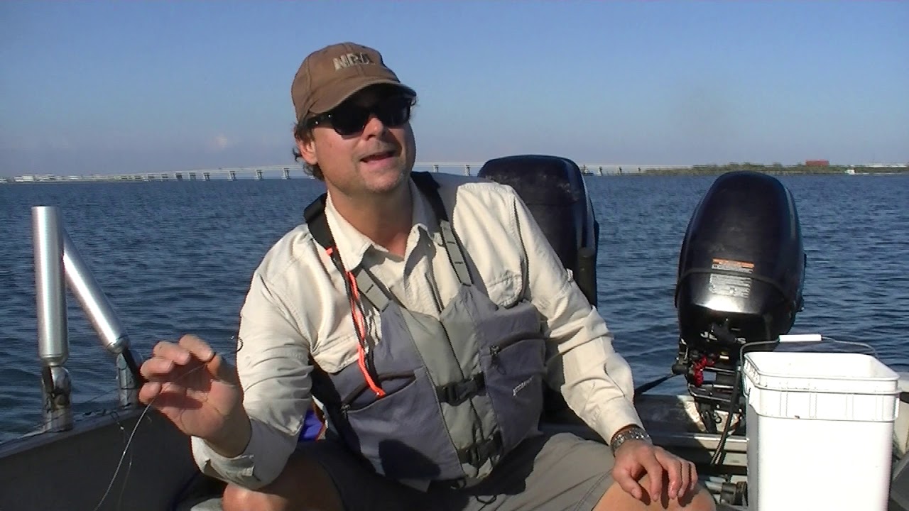 How to Hook Sand Trout for Bull Redfish or Shark Bait - YouTube
