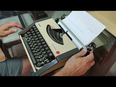Maquina de escribir marca Olivetti (video para ML)
