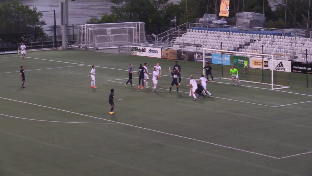 Marc Bentley scores versus PSU-Beaver - YouTube