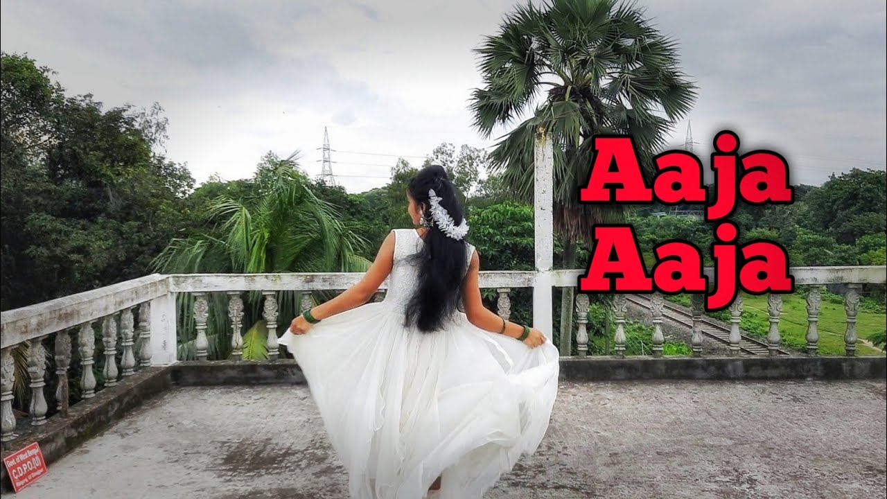 Aaja Aaja piya ab toh Aaja || Cover dance || Puja Biswas.. - YouTube