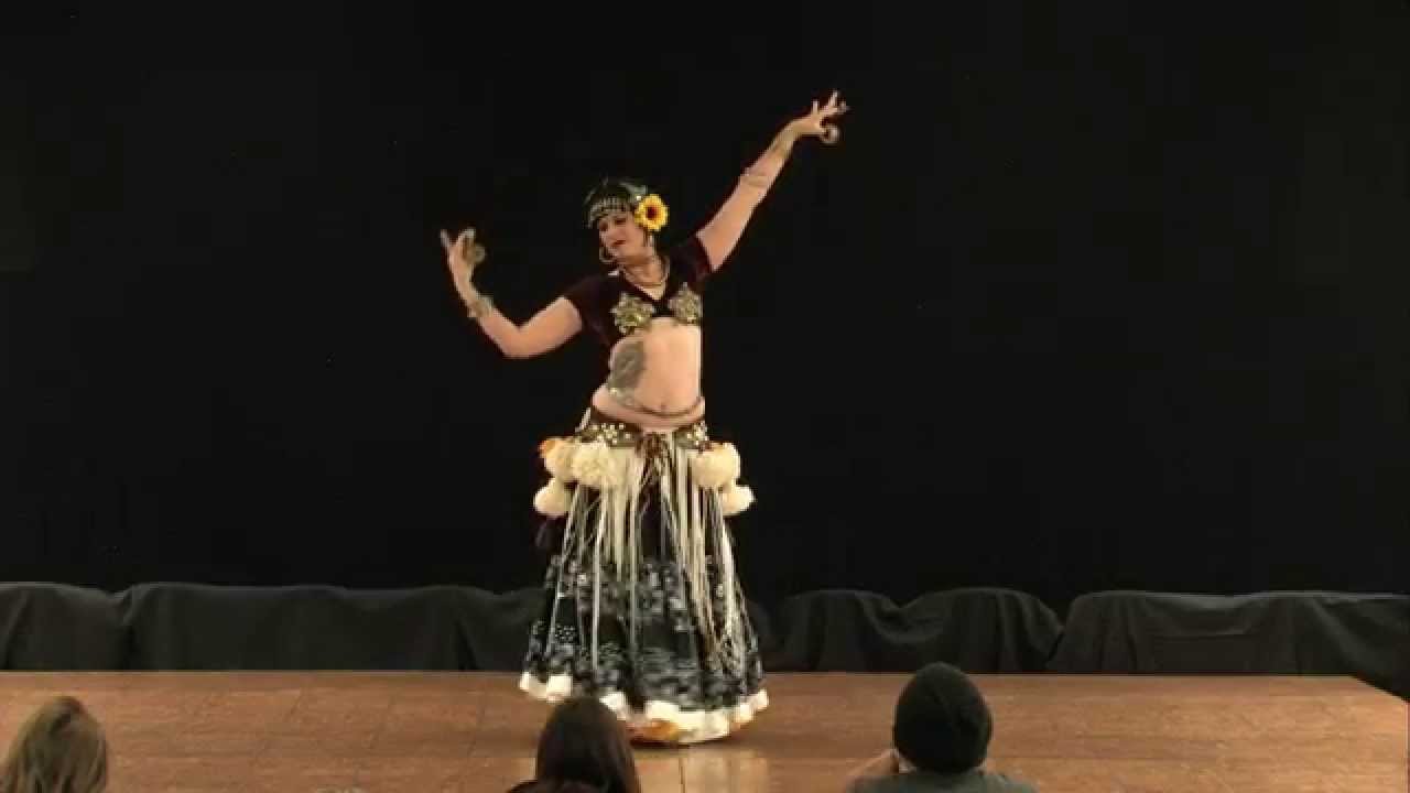 Sarah Orris, Lucky Cat Tribal at the East Coast Classic - YouTube