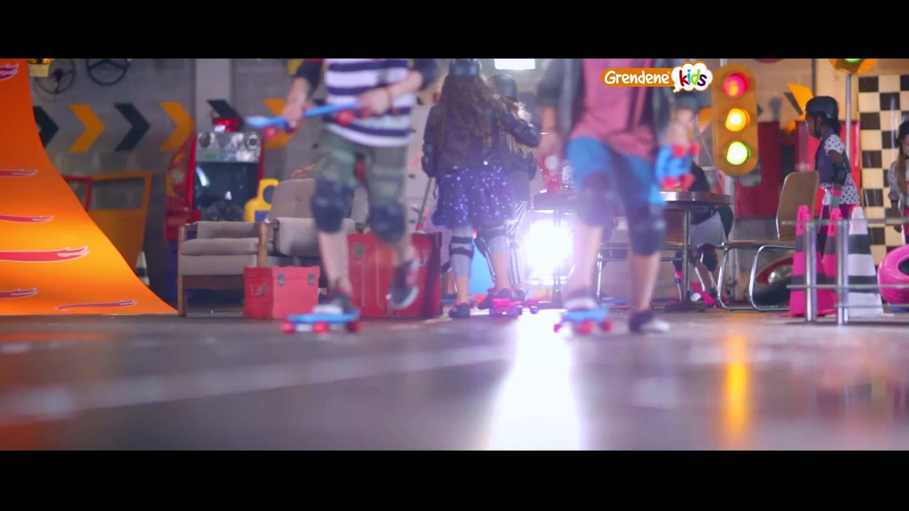 Comercial – Hot Wheels e Monster High: Skate Shape - YouTube