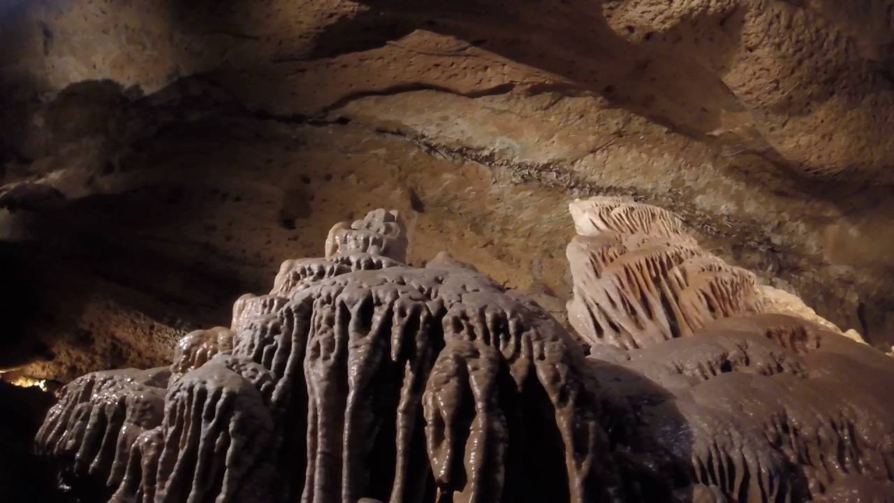 Wisconsin-Cave of the Mounds - YouTube