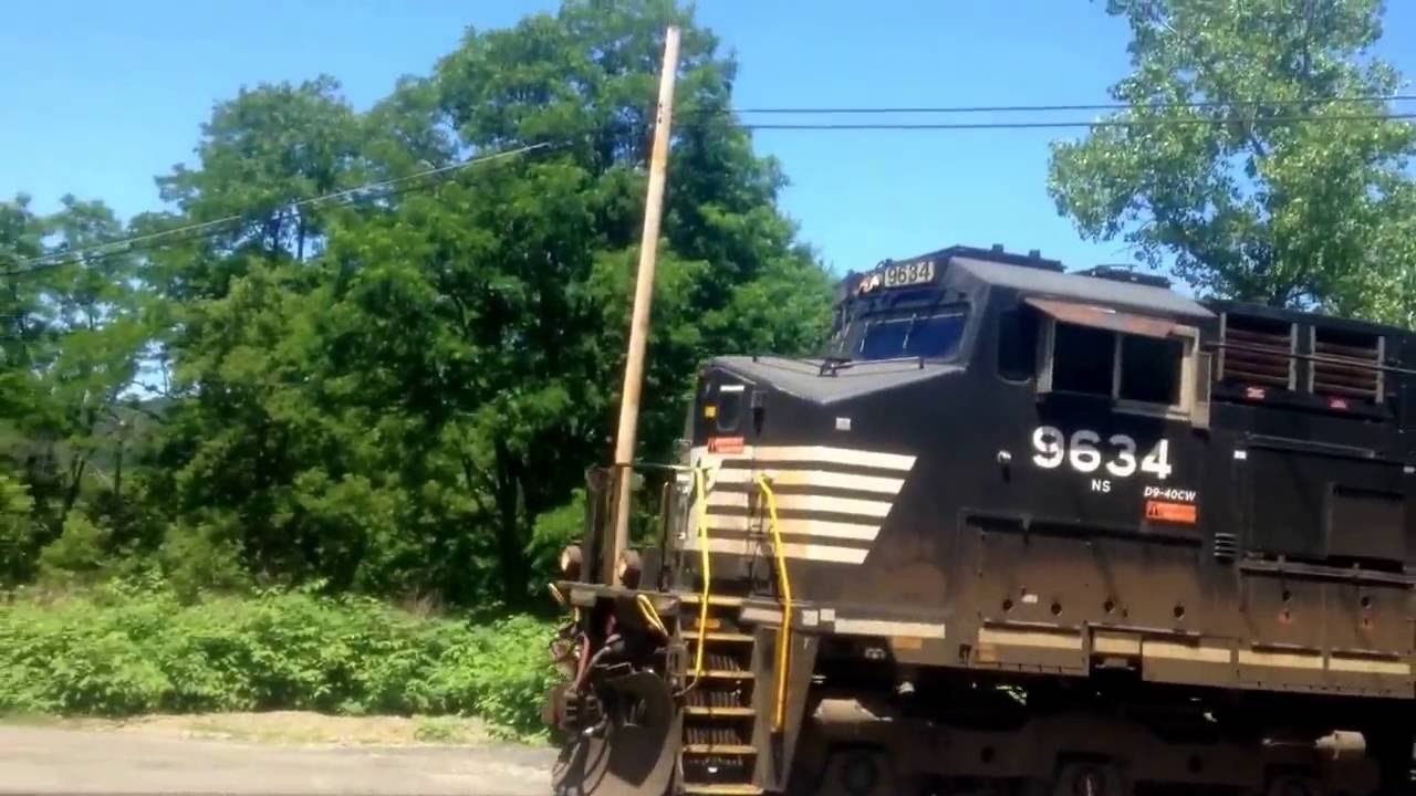 Railfanning Norfolk southern freight line and southern tier line - YouTube