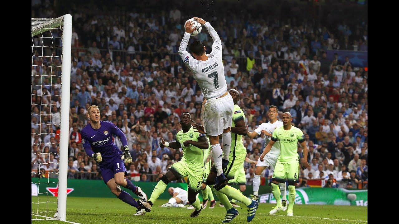 When Ronaldo Tries the Hand of God... - YouTube