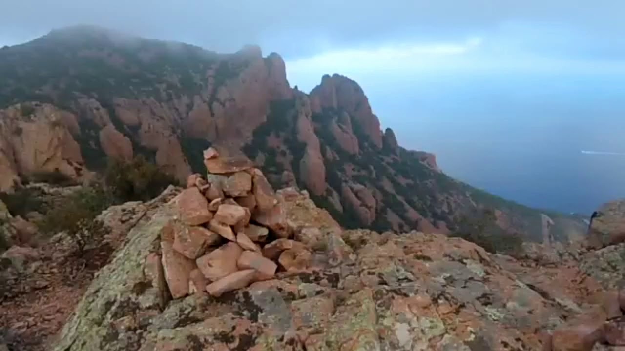 Antheor Cap Roux. - YouTube