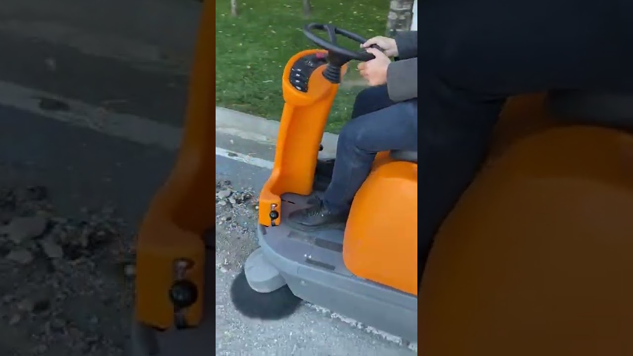 Taski Balimat 6500 Yer Süpürme Makinası - YouTube