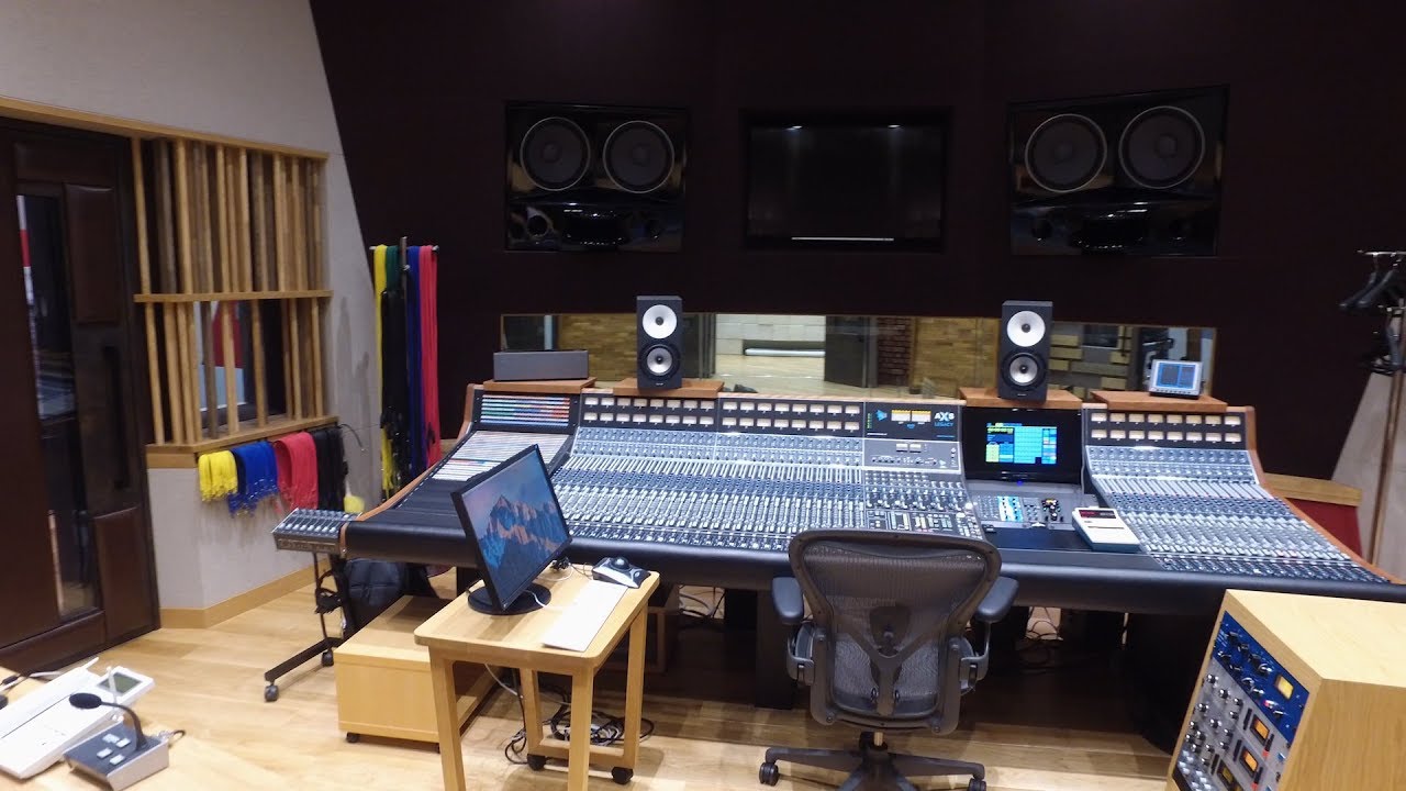 Inside Studio Tanta - YouTube