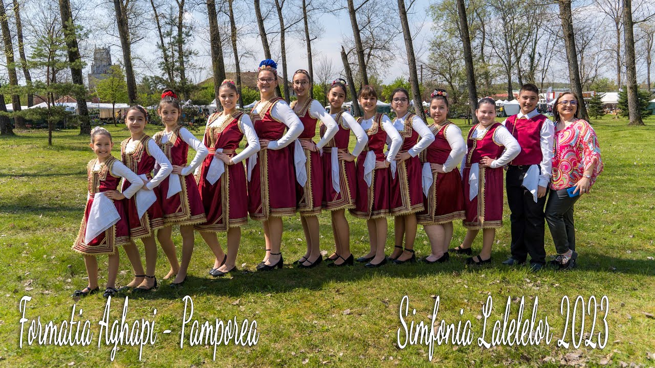 Formatia Aghapi - Pamporea - Simfonia Lalelelor 2023 - YouTube