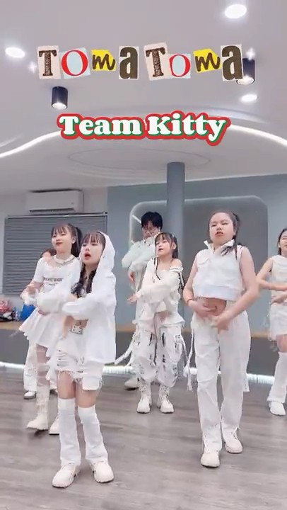 Toma Toma dance competition! Which team do you choose? #viral#flyp# ...