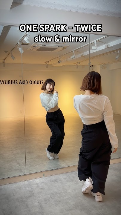 ONE SPARK - TWICE【slow】 #mirror #ミラー反転 #onespark #twice #kpop #dance #踊ってみた - YouTube