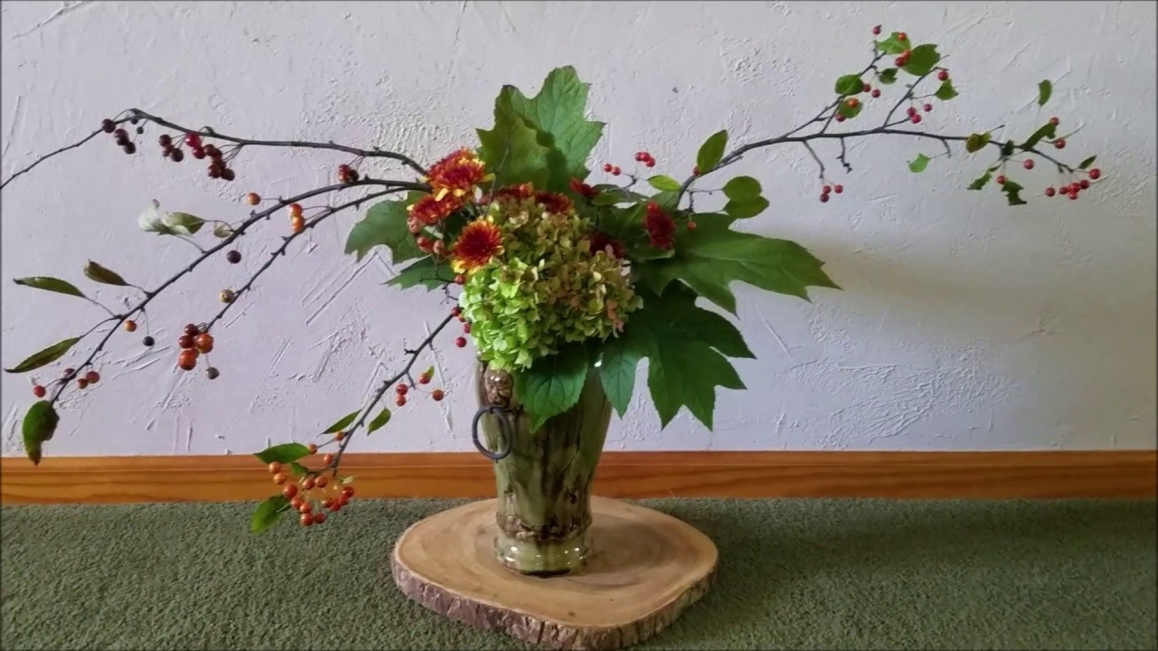 Nageire Ikebana Basic and Freestyle Autumn colors - YouTube