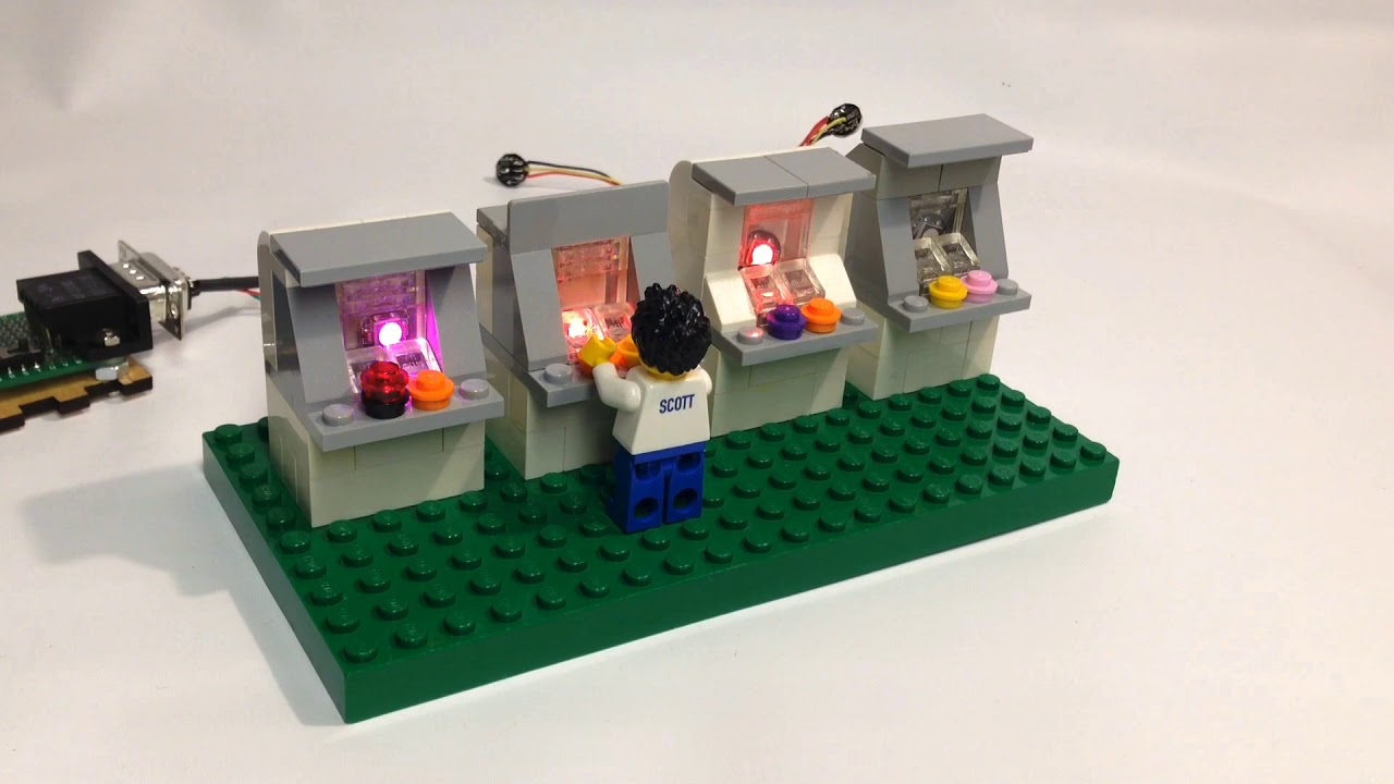 Lego Arcade Machines with Internal Lighting - YouTube