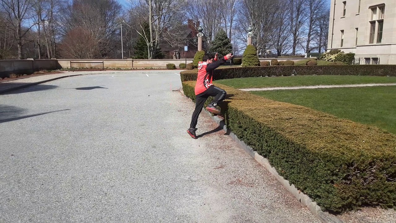 Me jumping over a Bush at a manshion - YouTube
