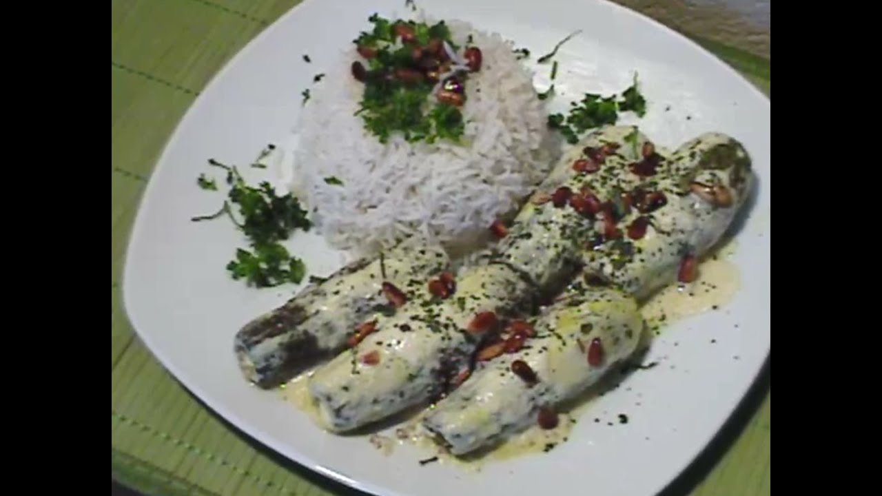 Stuffed Zucchini with Meat and Yogurt Sauce (Mahkshi) - YouTube